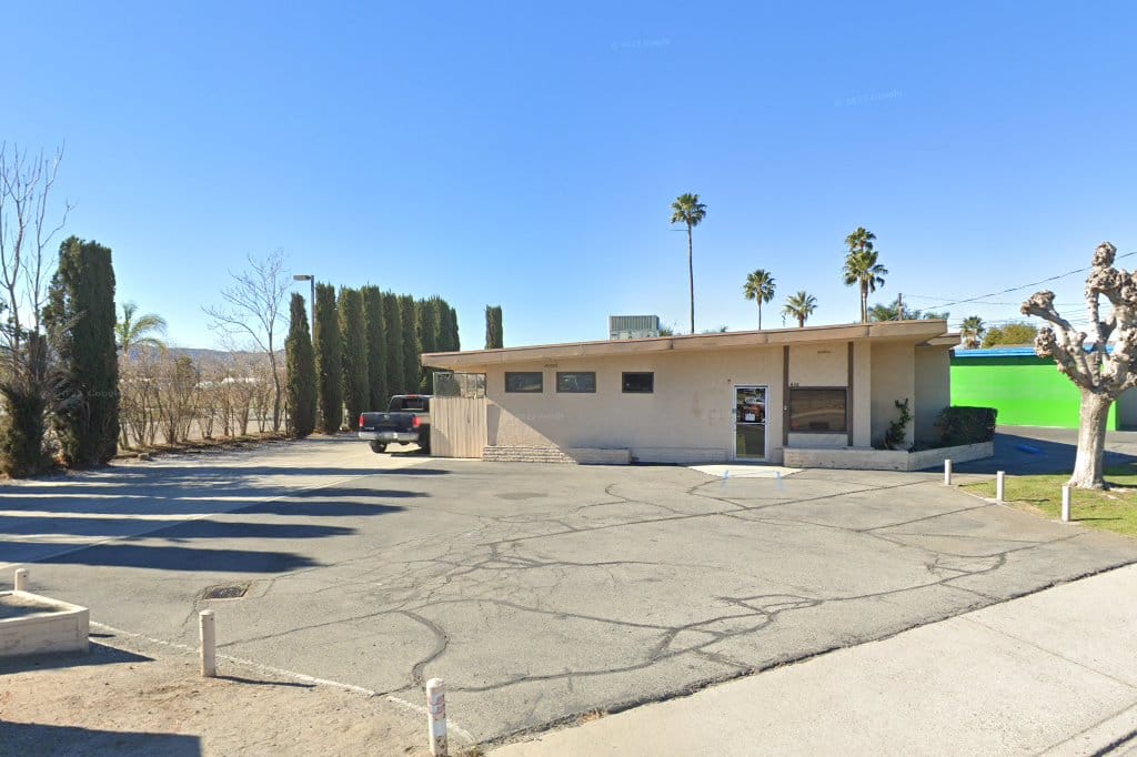 Animal Shelters in San Jacinto, CA - Find Paw Pal
